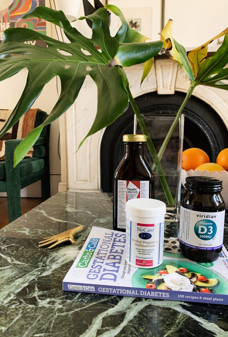 Mathilde Torp Mader - Om at have opgivet at få børn - TO THE MOON, HONEY