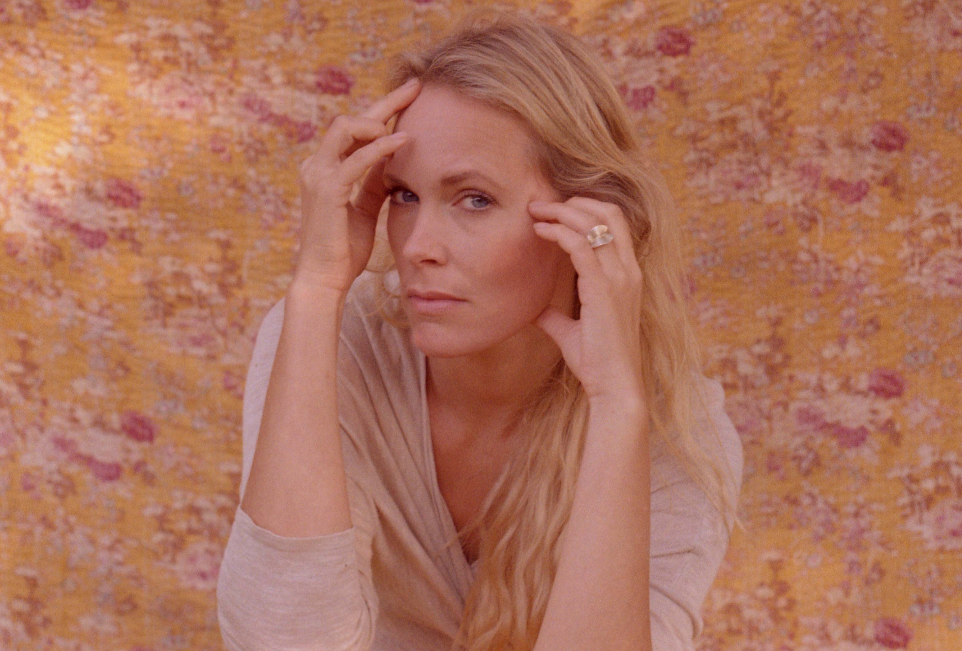 Mama: Josefine Klougart - TO THE MOON, HONEY