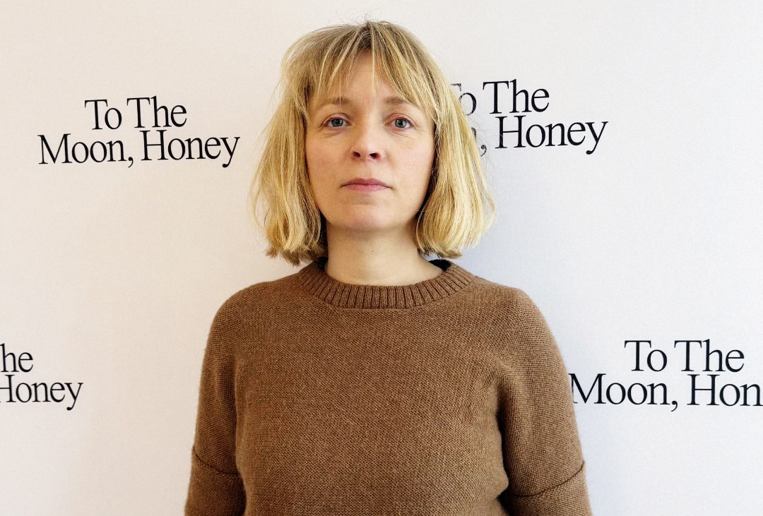 Mama med forfatter og debattør Maj My Humaidan - TO THE MOON, HONEY